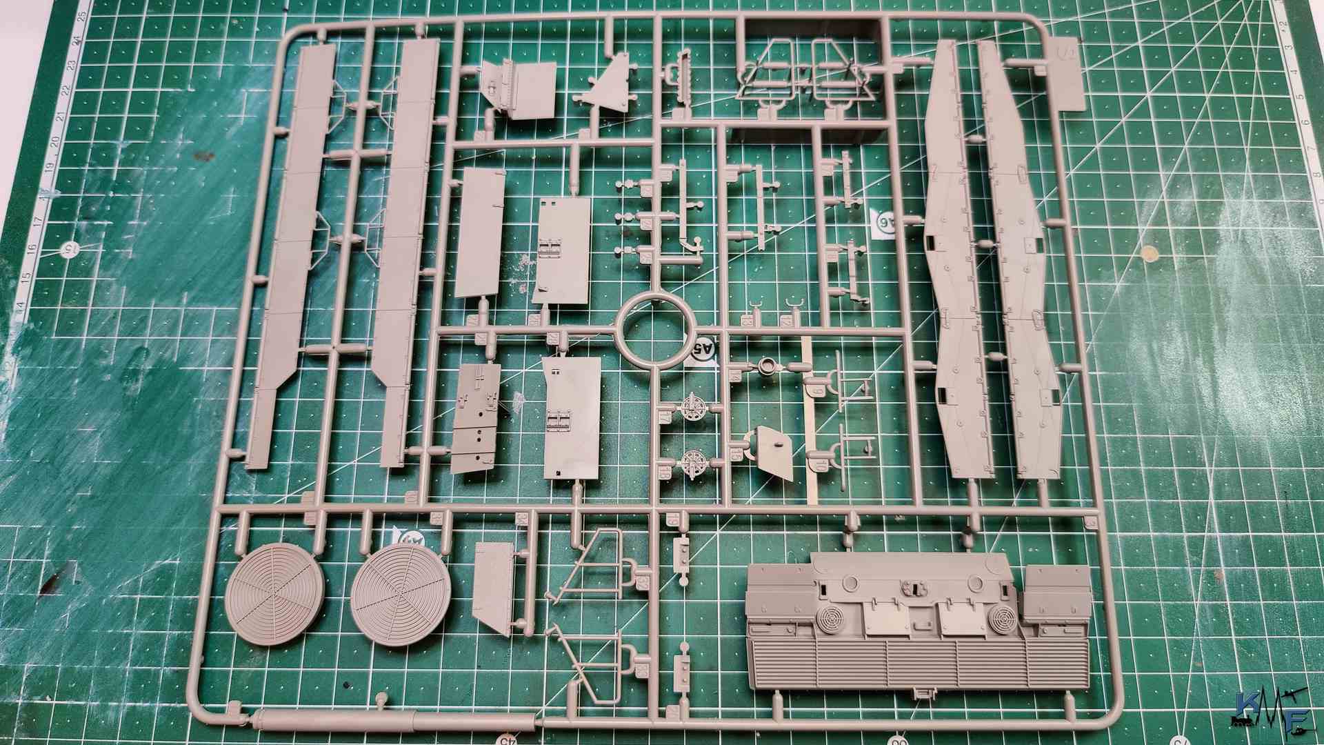 German Main Battle Tank Leopard 2 A5/A6 - Bausatzvorstellung - KÖLNER ...
