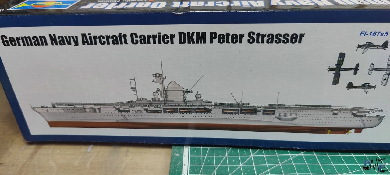 German Navy Aircraft Carrier DKM Peter Strasser - Bausatzvorstellung ...