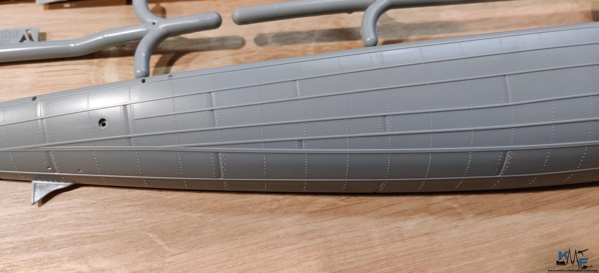 WWI German U-Boat SM U9 - Bausatzvorstellung - KÖLNER MODELLBAUFORUM